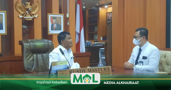 Gubernur Sulteng Raih TPID Award, Provinsi Berkinerja Terbaik Kawasan Sulawesi - Media Alkhairaat