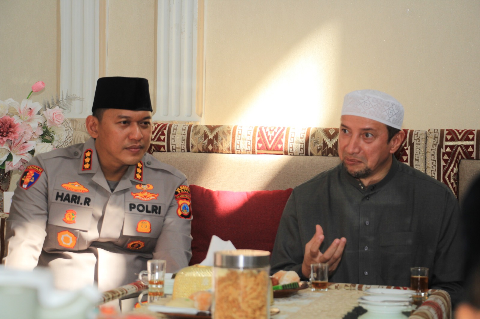 Kapolresta Palu Sowan ke Ketua Utama Alkhairaat - Media Alkhairaat